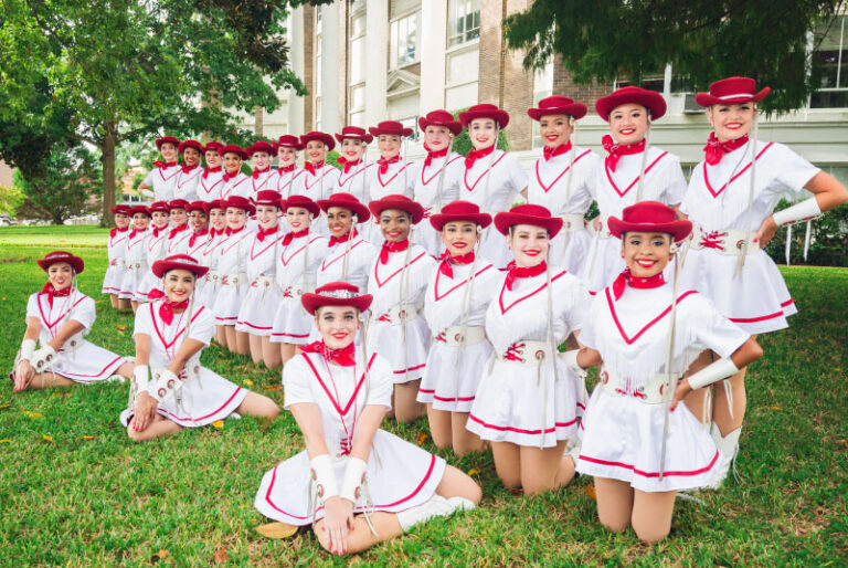 Trinity Valley Community College Cardettes - The Hollywood Christmas Parade